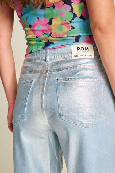 Fashion in bold colours and prints | Dare to be colourful – POM Amsterdam