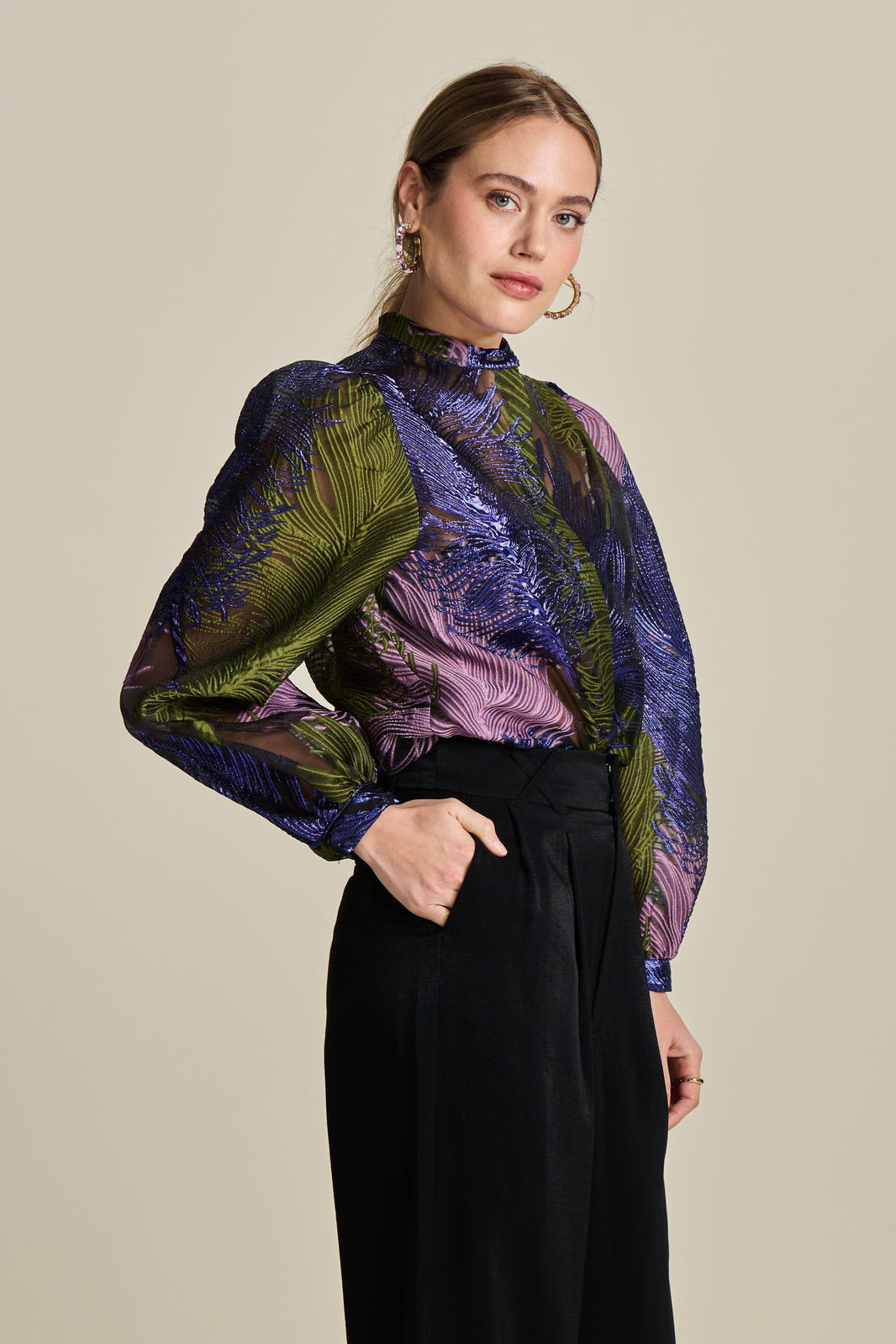 Kleurrijke dames blouses bij POM Amsterdam