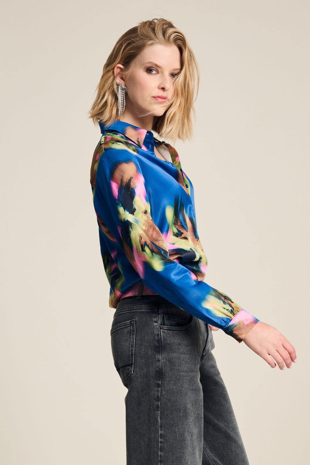 Kleurrijke dames blouses bij POM Amsterdam
